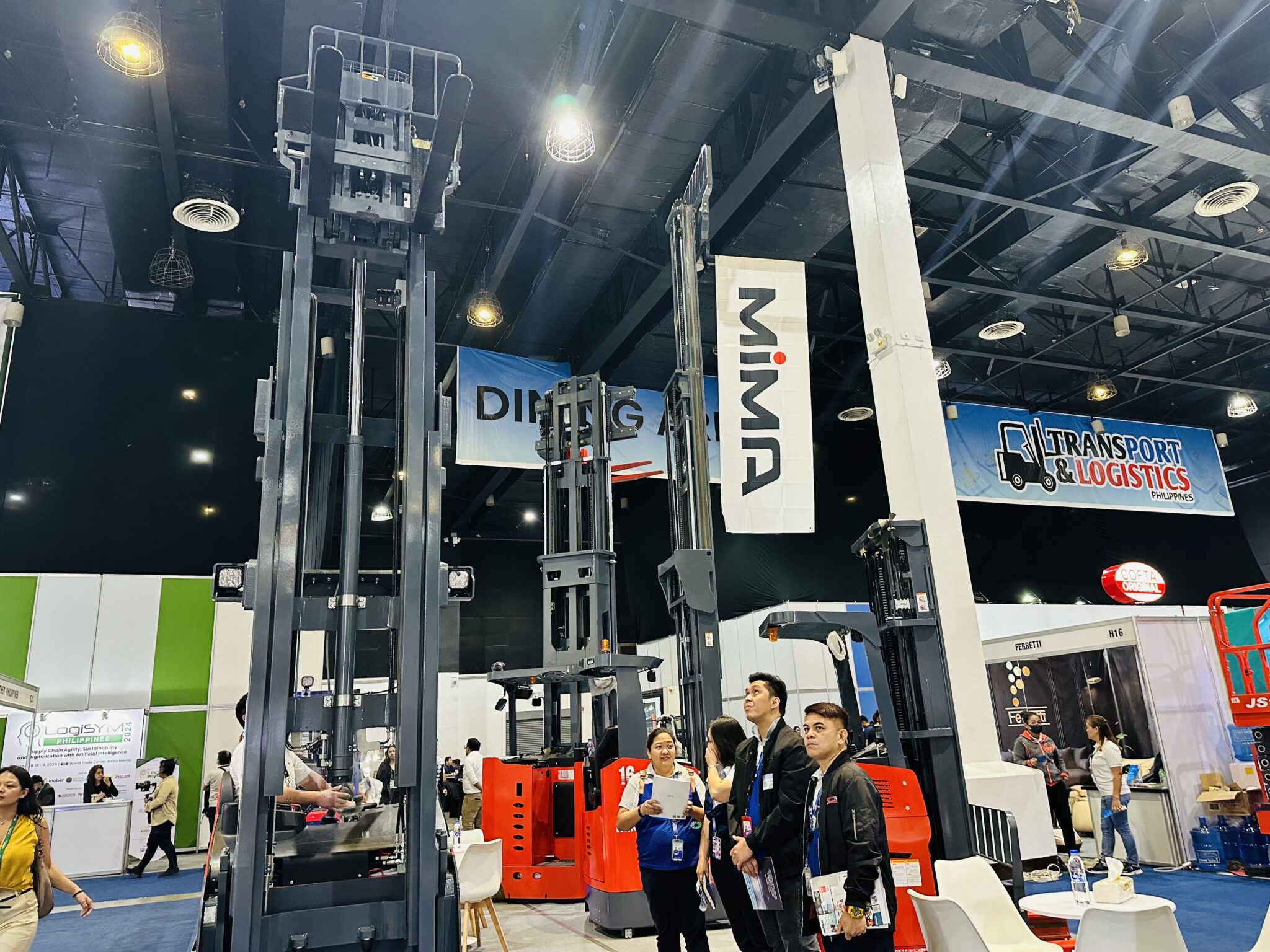 Le chariot élévateur MiMA brille à TRANSPORT & LOGISTICS Philippines